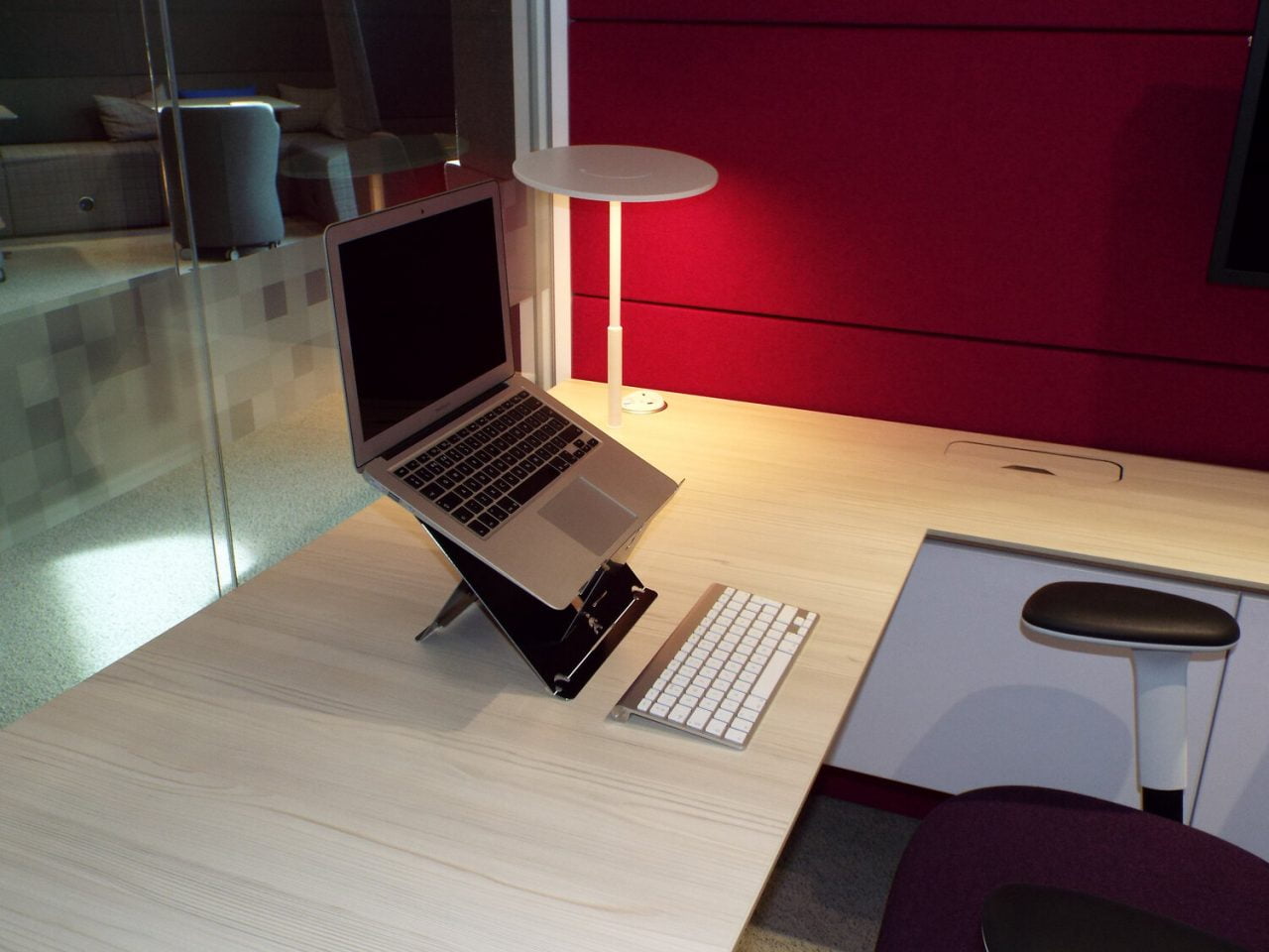 Uprise Laptop Stand | Backworld